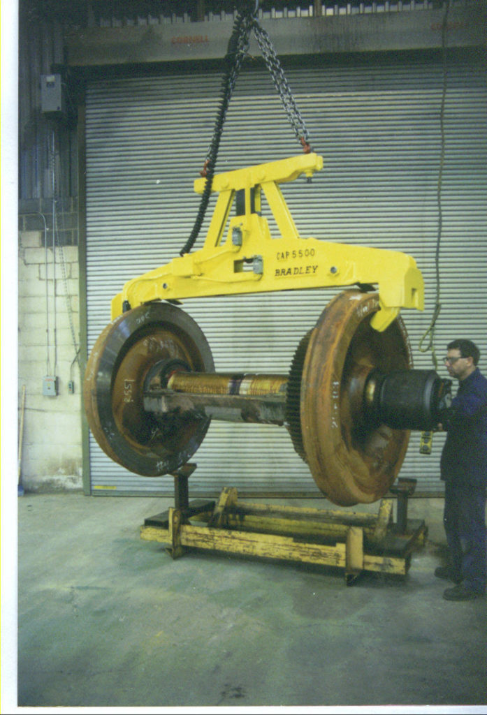 Lifting Devices for the Railroad Industry | Bradley Lifting